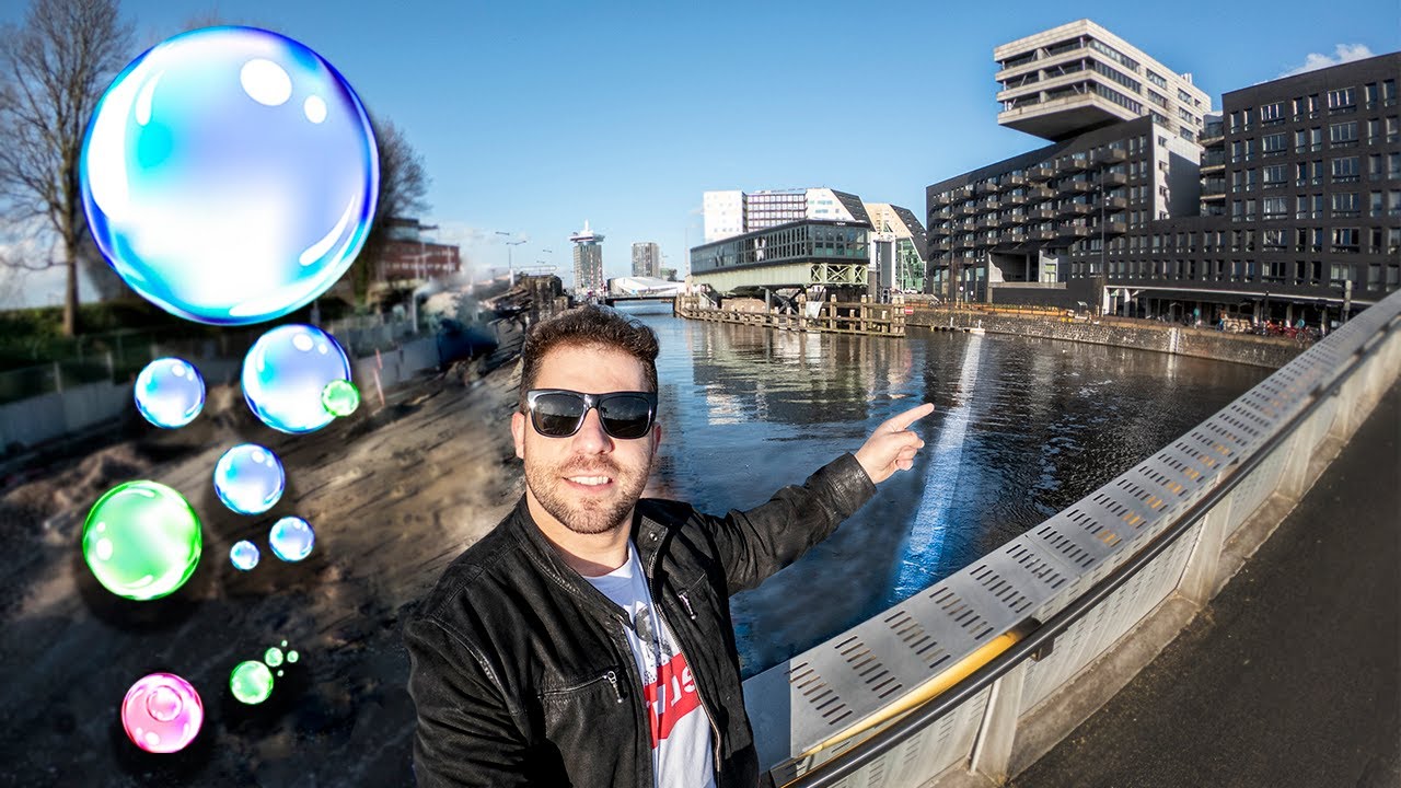 Big Line of Bubbles in this Amsterdam Canal? - YouTube