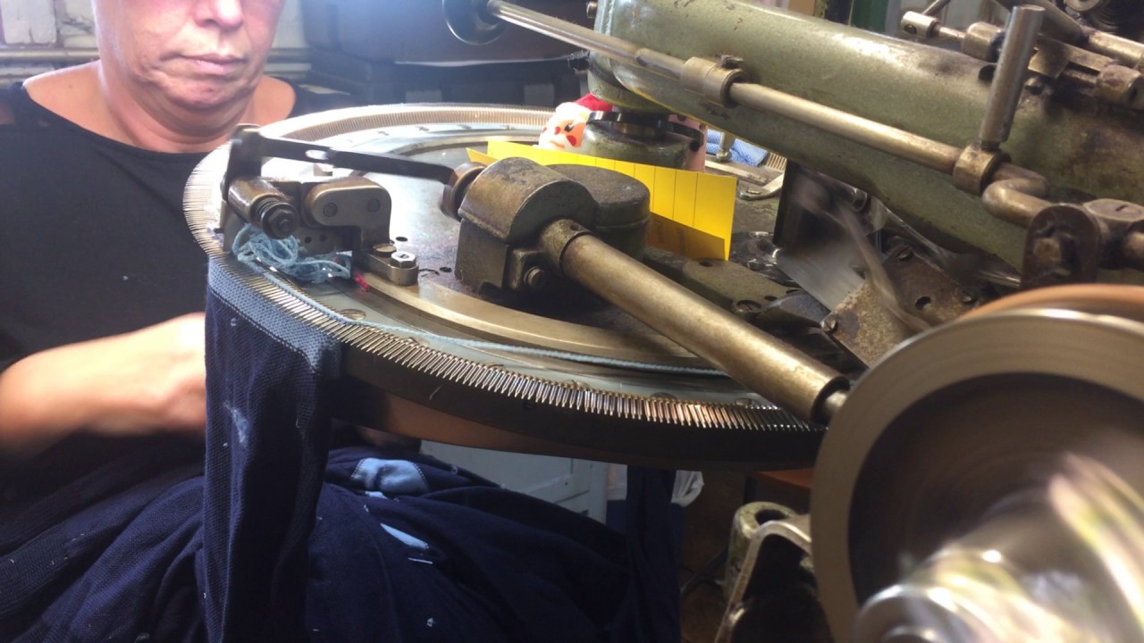 Third stage in hand-linking toe seams - YouTube