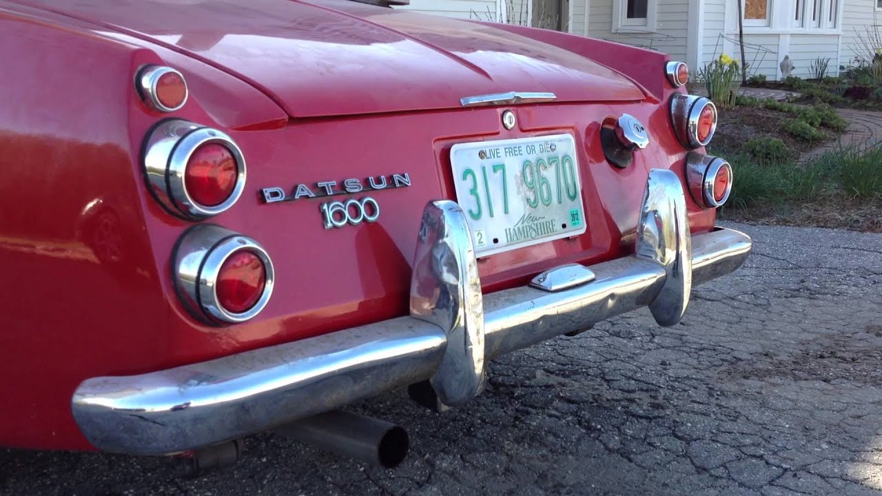 Datsun Roadster R16 first start-up and walkaround - YouTube