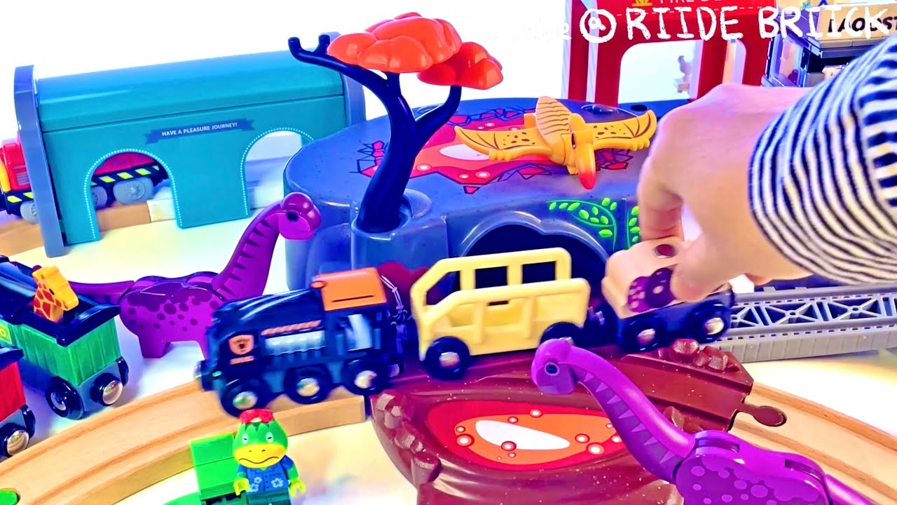 🚂FUN BRIO TRAIN JOUNEY ON WOODEN TRAIN TRACK-BRIO World 36094 Dinosaur ...