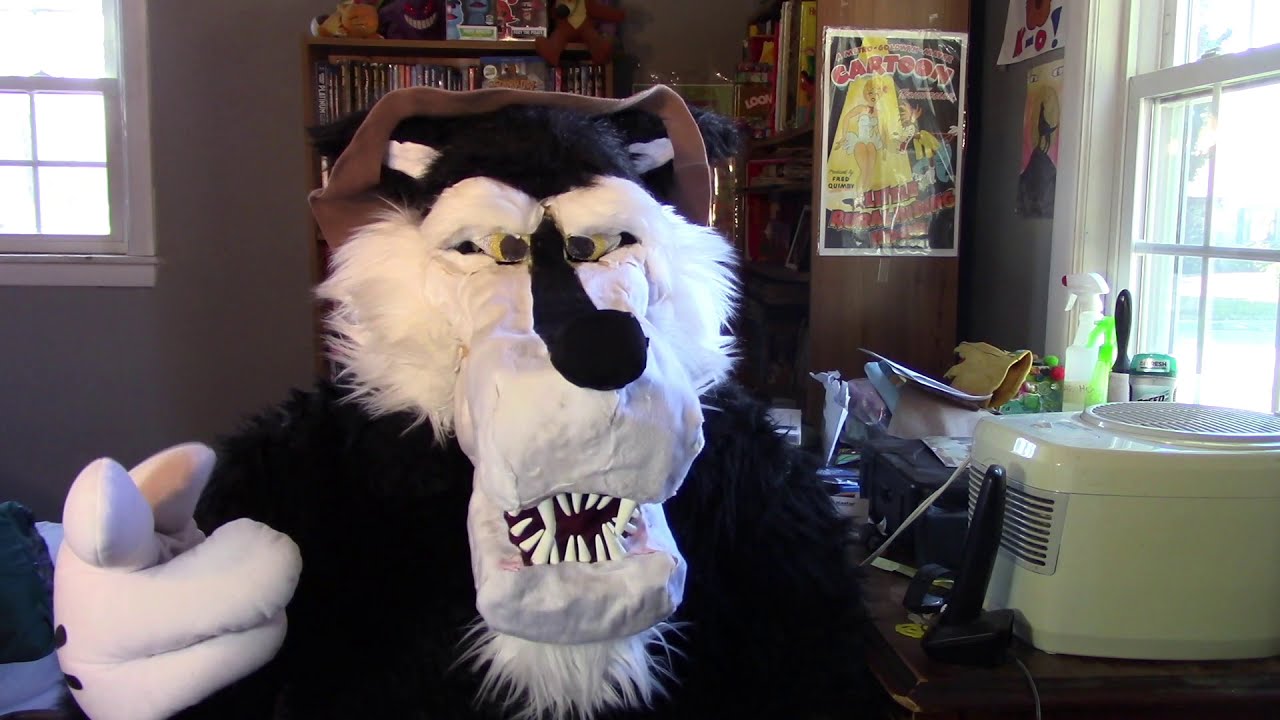 Zak Wolf talks about the Cancel Culture and Looney Tunes - YouTube