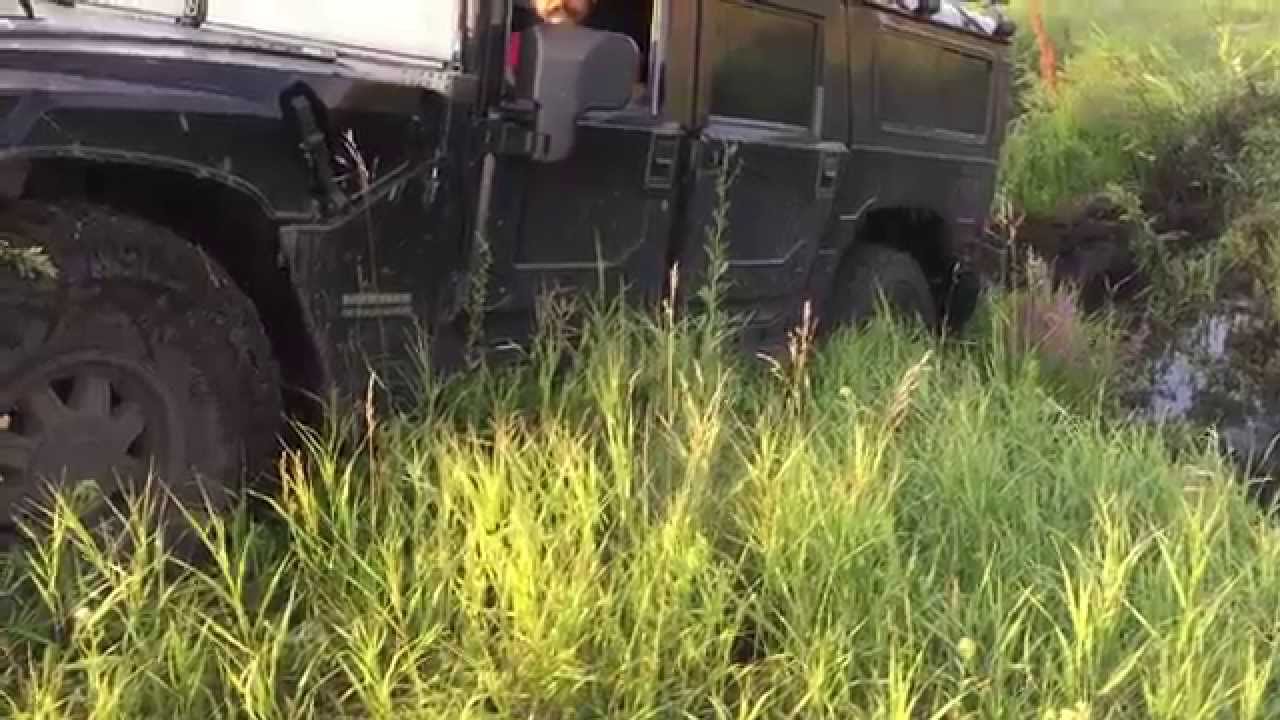 Hummer H1 Vs Tractor - YouTube