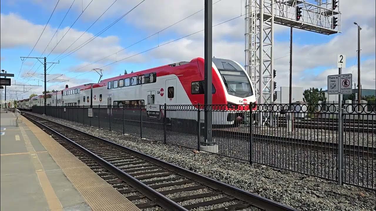 Caltrain Local #225 at Santa Clara Station FT Stadler Kiss EMU Trainset #caltrain - YouTube