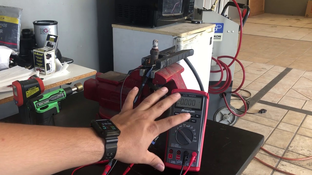 How to Test an Oxygen Sensor - YouTube