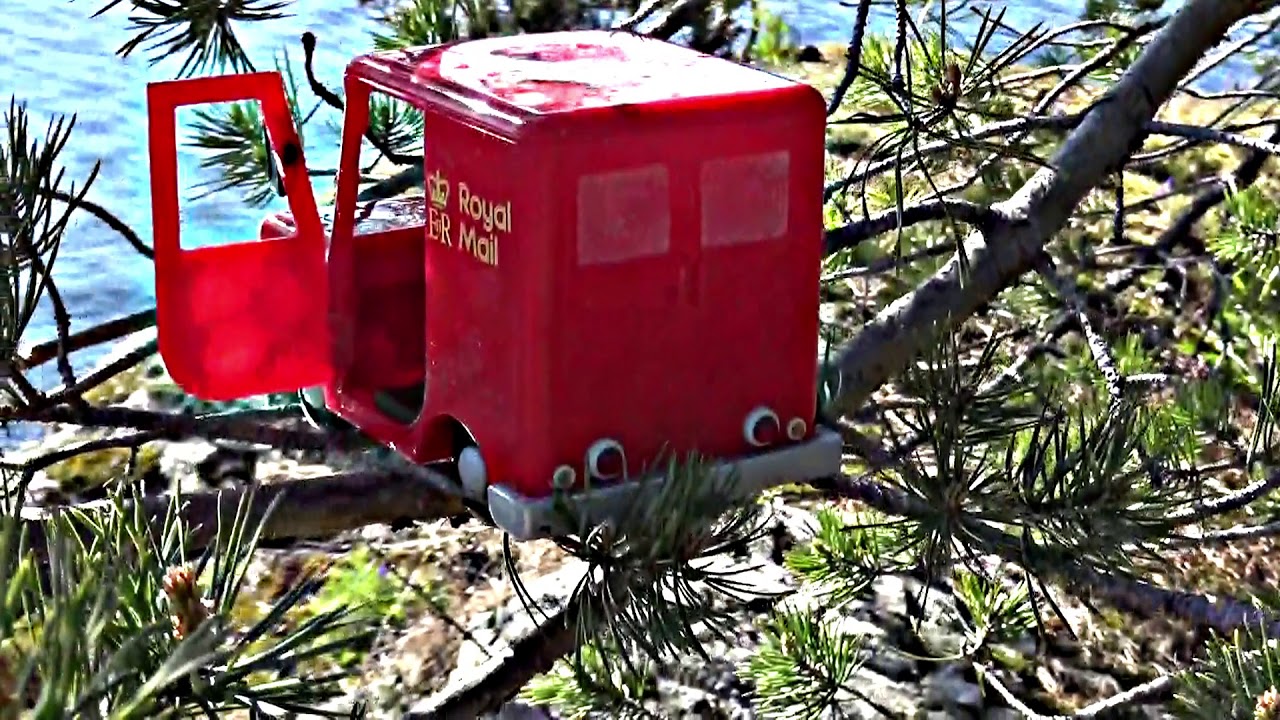 Postman Pat car having fun climbing trees - YouTube