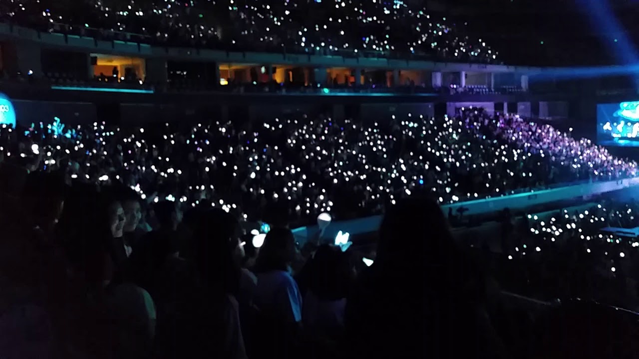 [K-Pop] Swimming Fool - Seventeen Diamond Edge Manila Concert - YouTube
