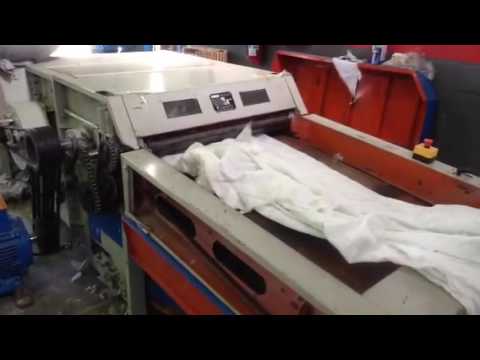Fabric waste clothes recycling machine opening machine - YouTube
