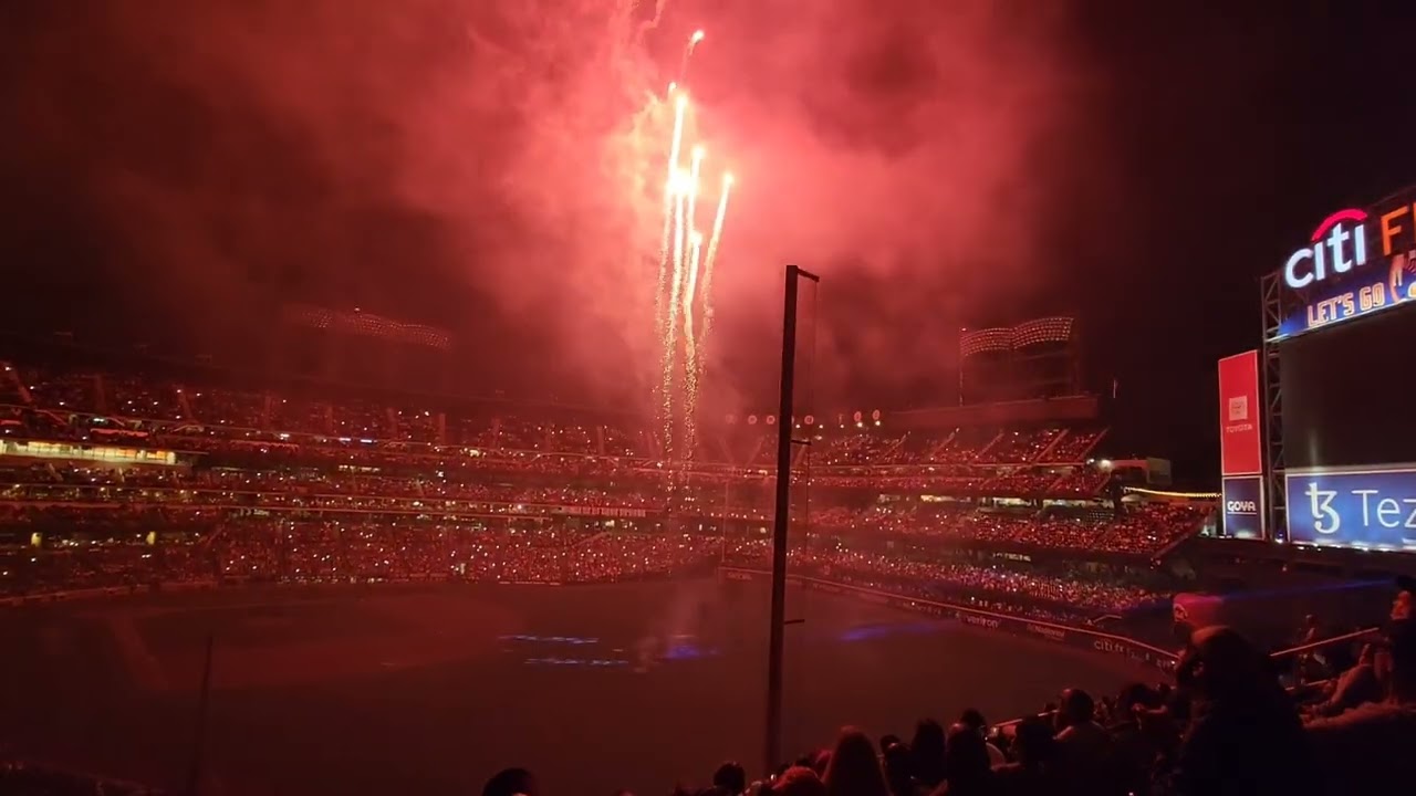 Citi Field Fireworks Night July 2022 Show de Fuegos Artificiales en el ...