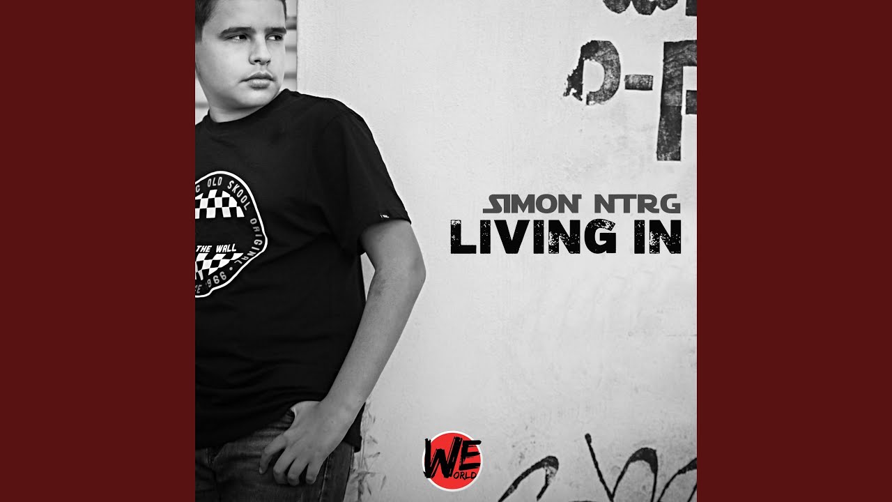 Living In (Extended Mix) - YouTube