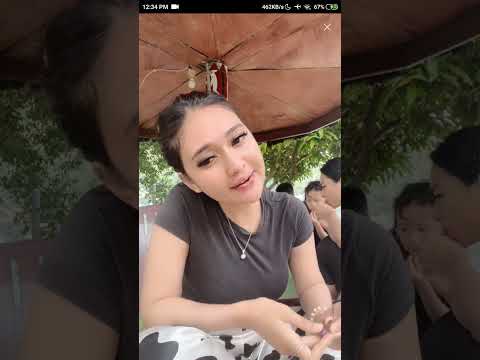 ngobrol santai habis renang fashion gunung gede ketat sampai nyembul basah ☔