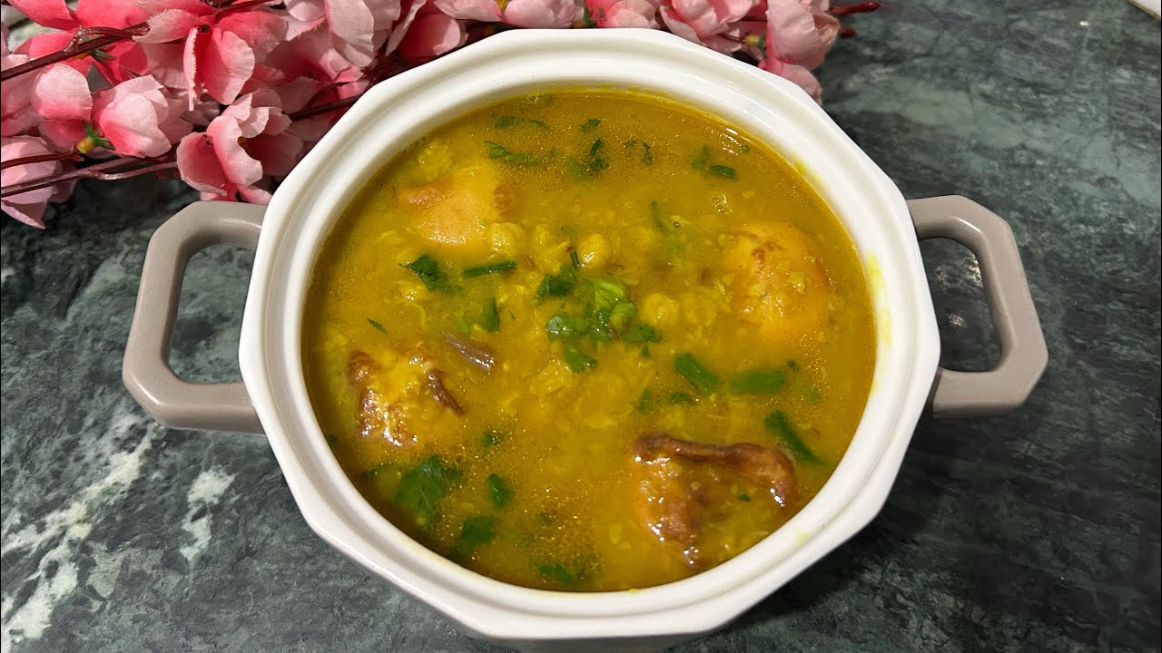 Chana Daal te thool (chana daal with eggs)😋 - YouTube