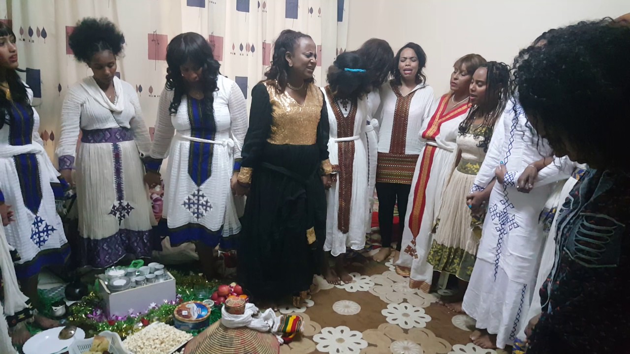 Eden Hailu ፀሎት ከዱባይ ቅድሳን ጋር - YouTube