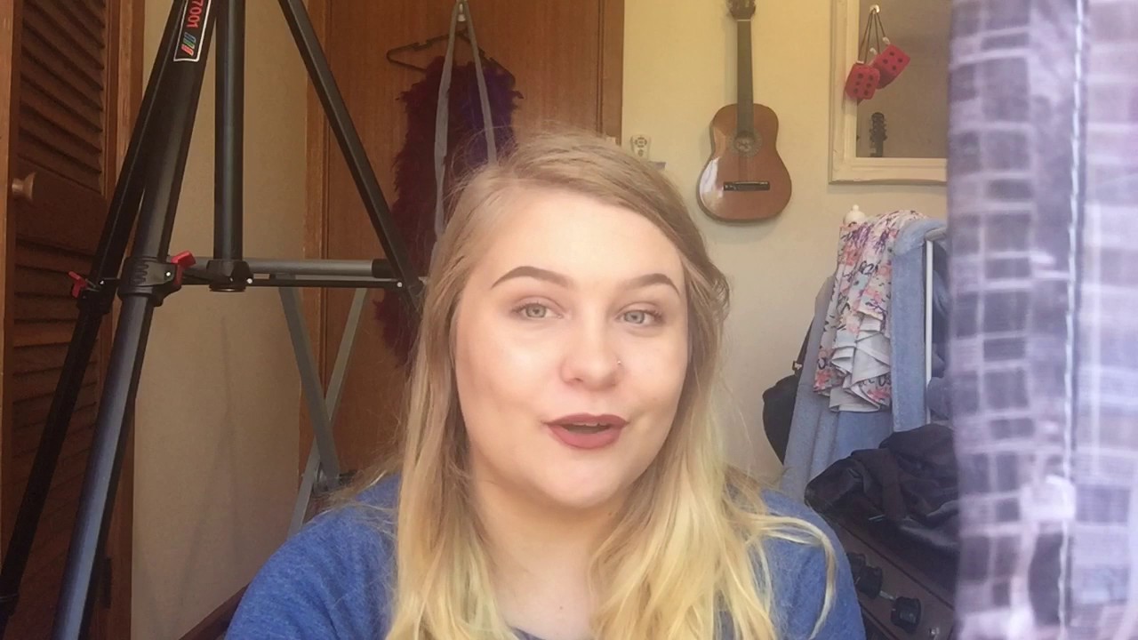 Australian Stereotypes | Tara Time - YouTube