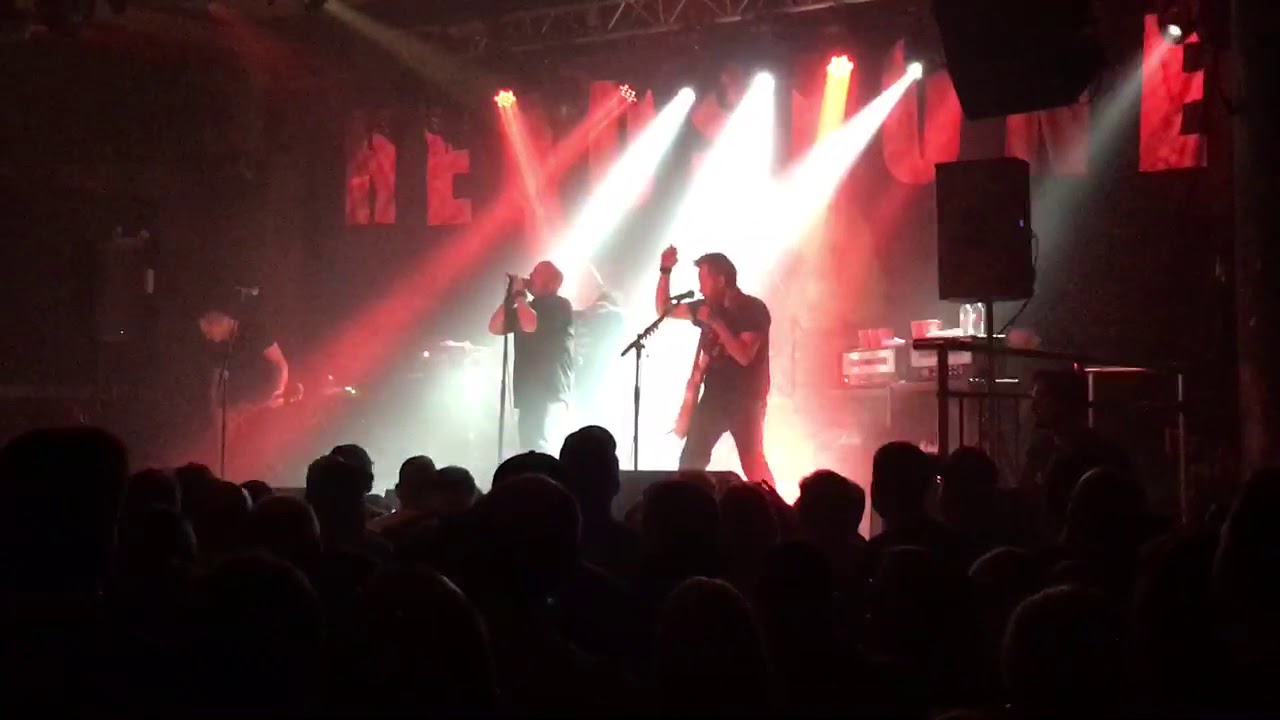 Headstones band performing “For Your Consideration” live at Barrymores ...