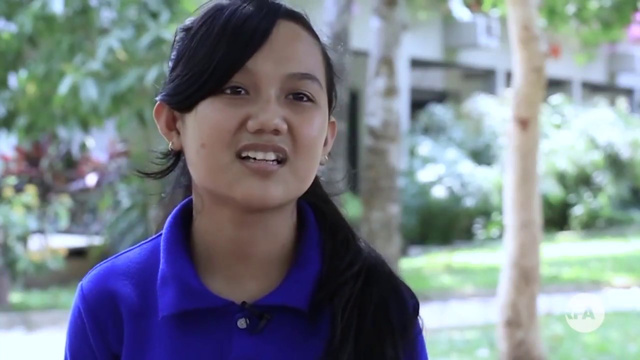 ប្រវត្តិ សិស្ស ក្រីក្រ ម្នាក់ ដែល ព្យា យាម រៀន សូត្រ រហូត សម្រេច - YouTube