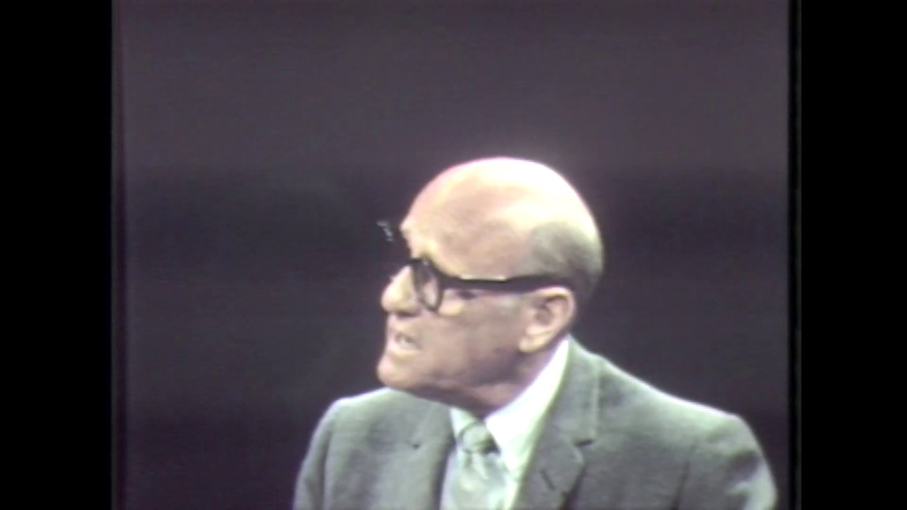 Interview with KFMB-TV/News 8's original owner Jack Gross in 1969 - YouTube