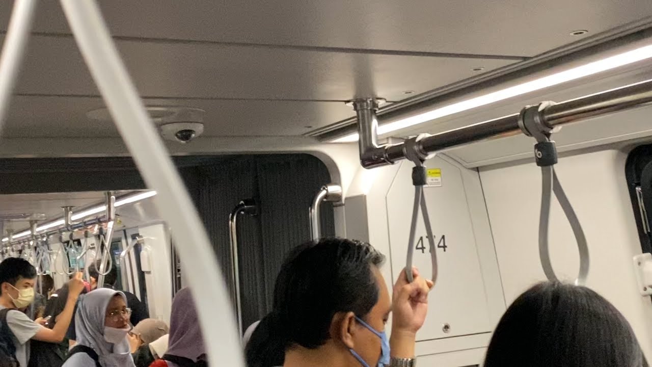 {Slow Weird Acceleration} Journey on LRT Kelana Jaya Line from Abdullah ...