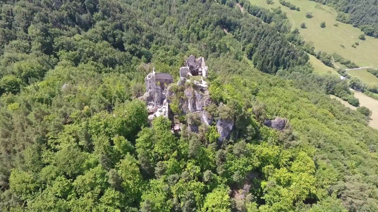 Hrad Hričov - Hričovský hrad - YouTube