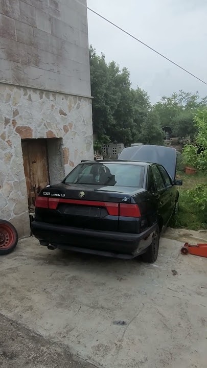 Startup Alfa Romeo 155 1.8 ts 8v after 15 years - YouTube