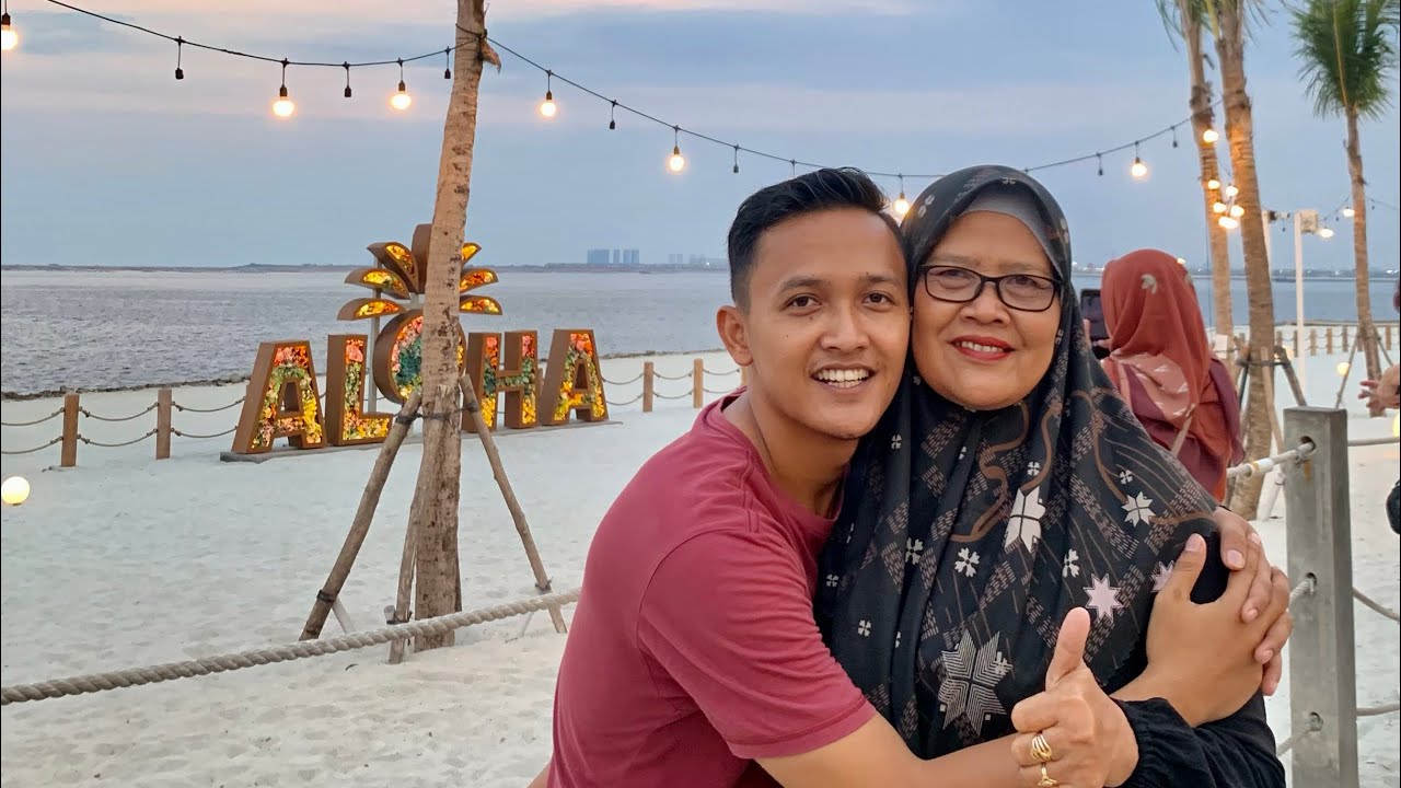 BEGINI RASANYA JALAN KE ALOHA PANTAI INDAH KAPUK 2 - YouTube