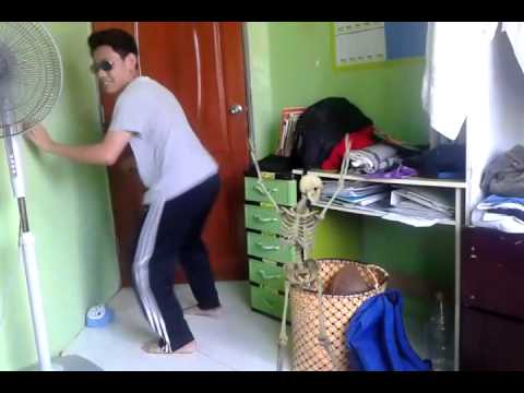 Dancing Sexyboy and skeleton888 - YouTube
