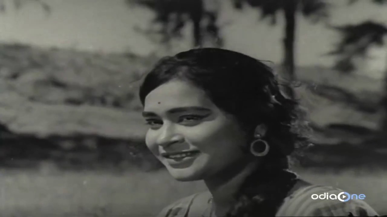 sapana ra pathe pathe original - YouTube