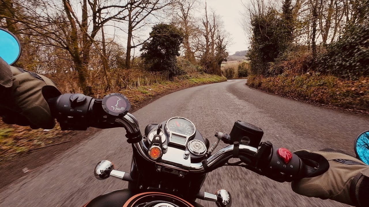 Royal Enfield Bullet 350 - Post Xmas Ramble - YouTube