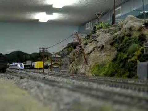 HO SCALE Bullet Train - YouTube