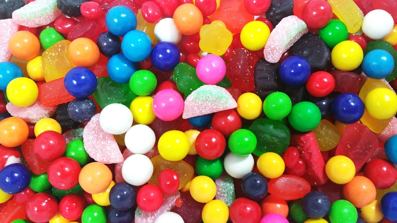 Going Silly with A Lot of Jolly Candy - YouTube