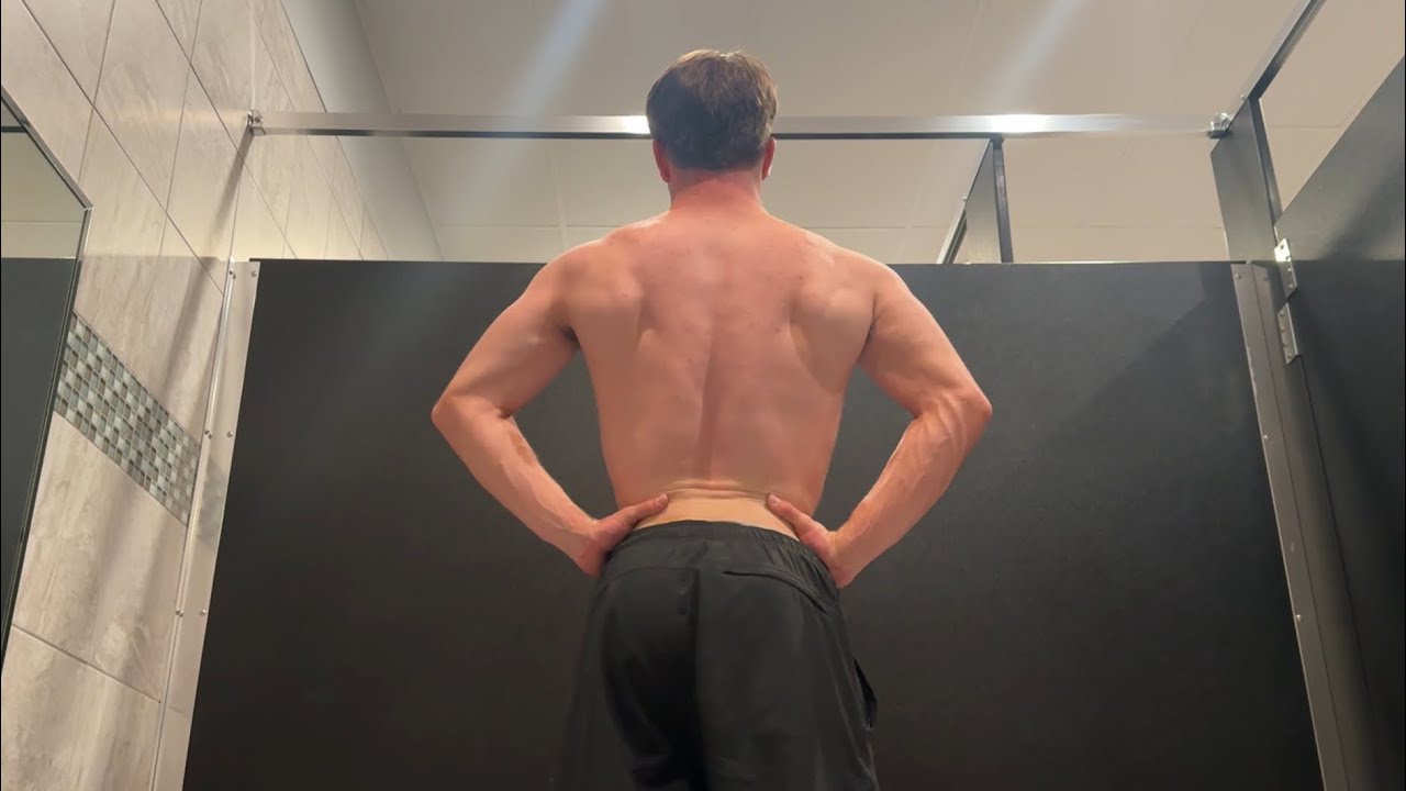 The Bulk Day 28-Chest and Shoulders - YouTube