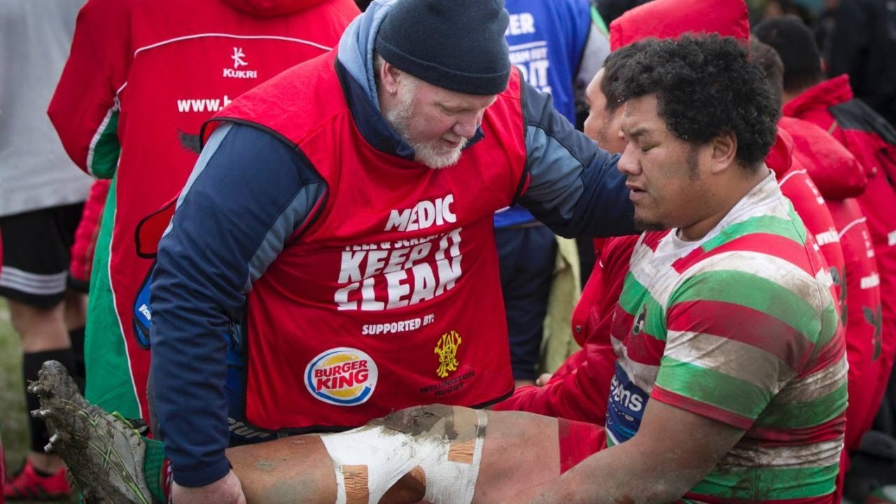 Gouche Live "Aussie Style" with Dr. Doug King - YouTube