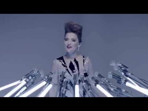Demet Akalın - Pırlanta (Official Video)