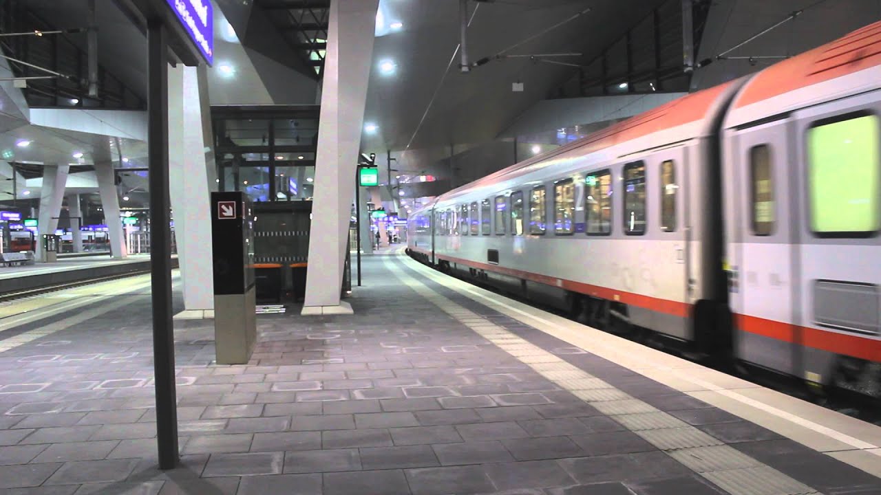 14-waggon train IC 742 Wien Hbf - Salzburg Hbf leaving Wien Hbf - YouTube