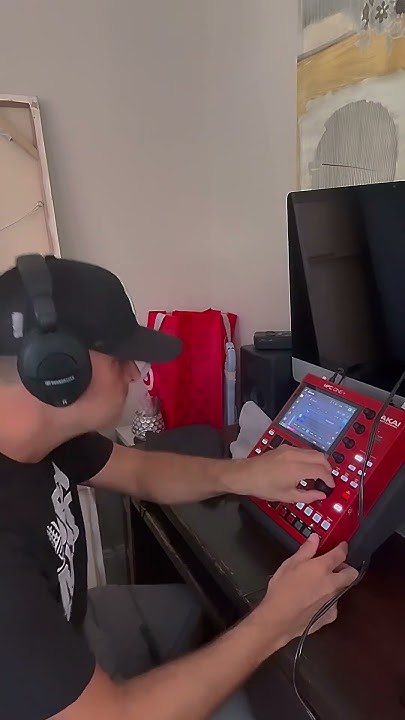 Grimey Griselda Type Boombap Beat on the @Akai_Pro MPC One + - YouTube