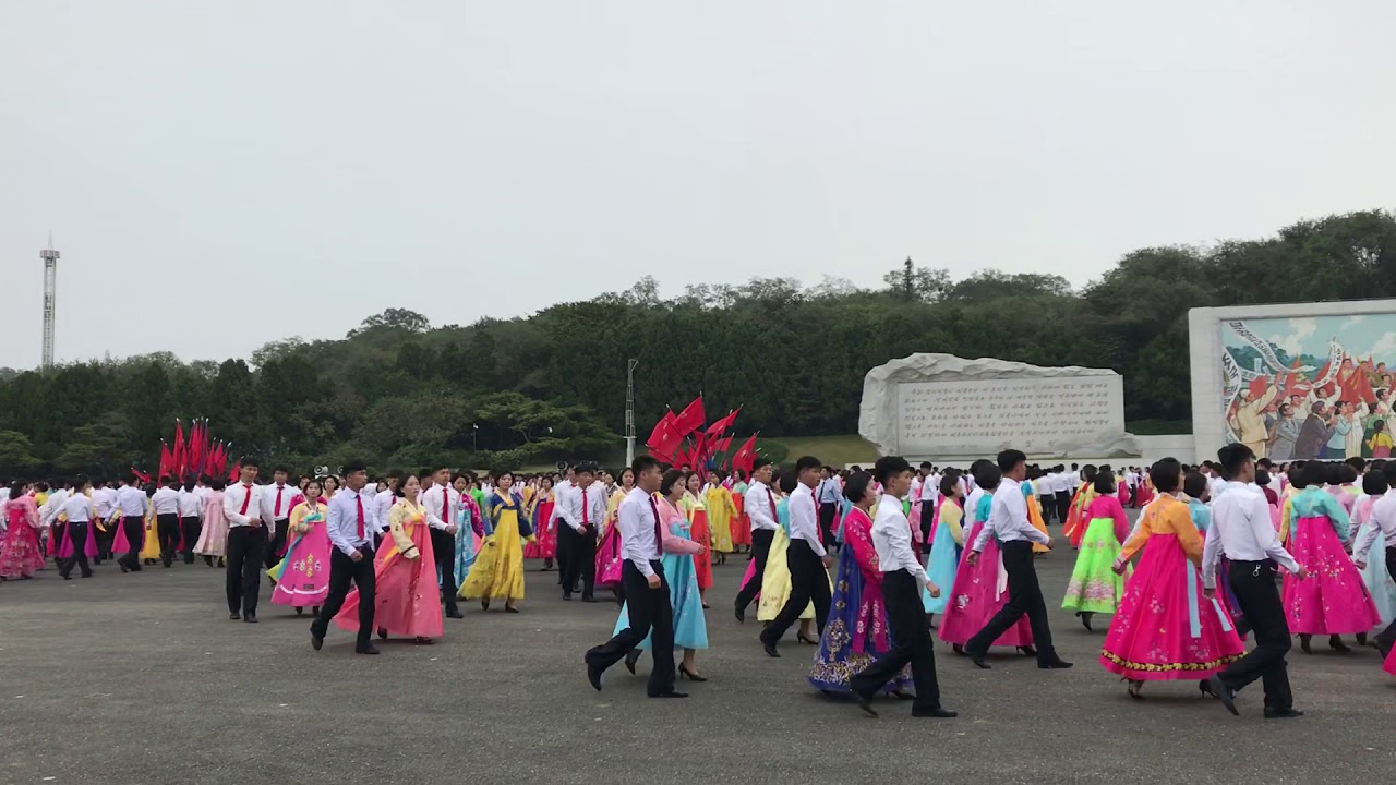 Mass Dance 2 - YouTube