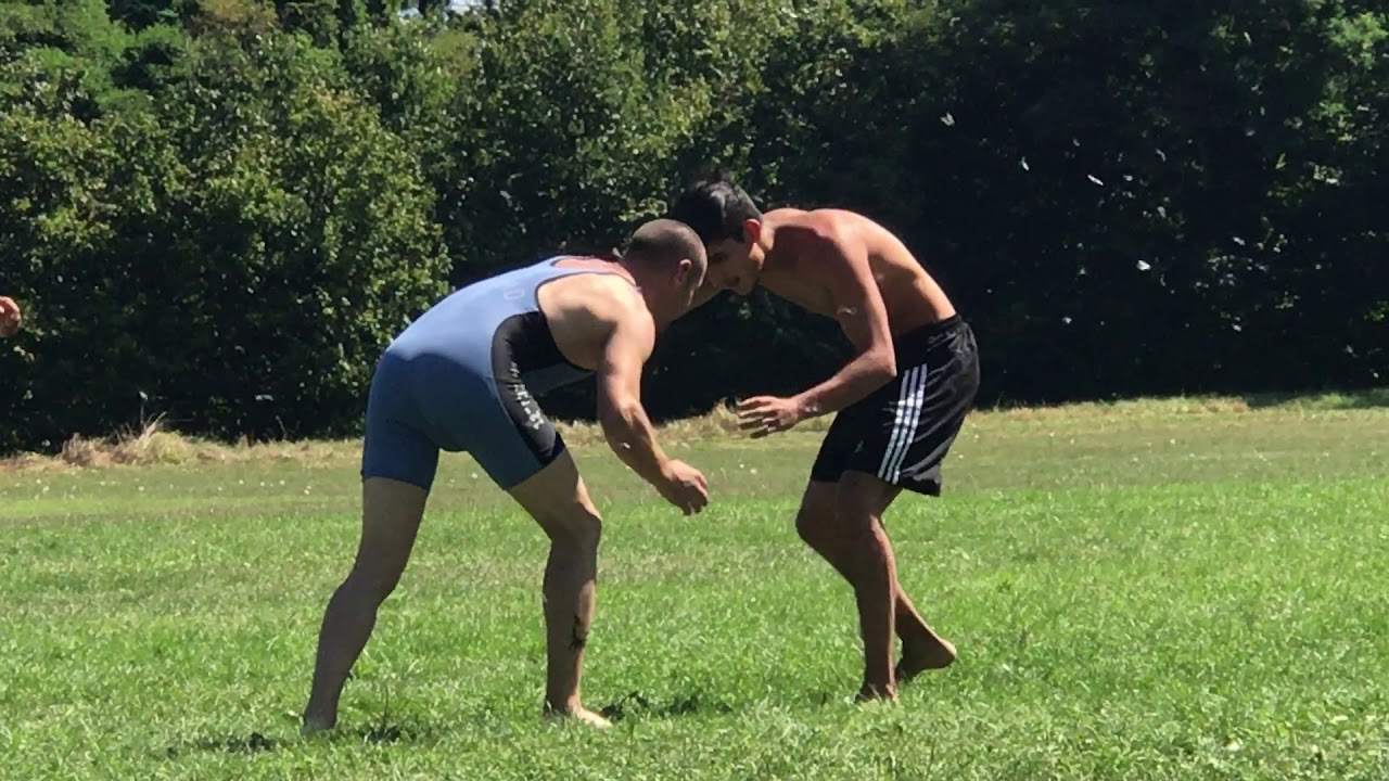 Wrestling outdoor 08 - YouTube