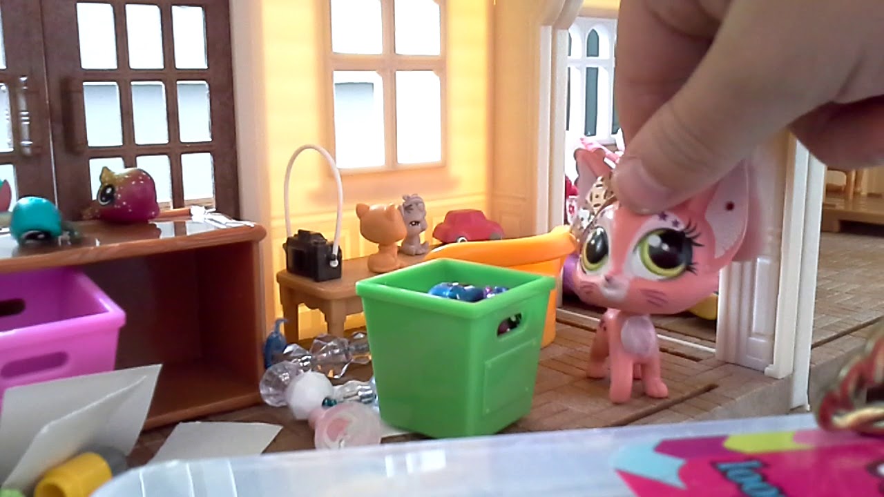 LPS: Clean Your Room (Skit) - YouTube