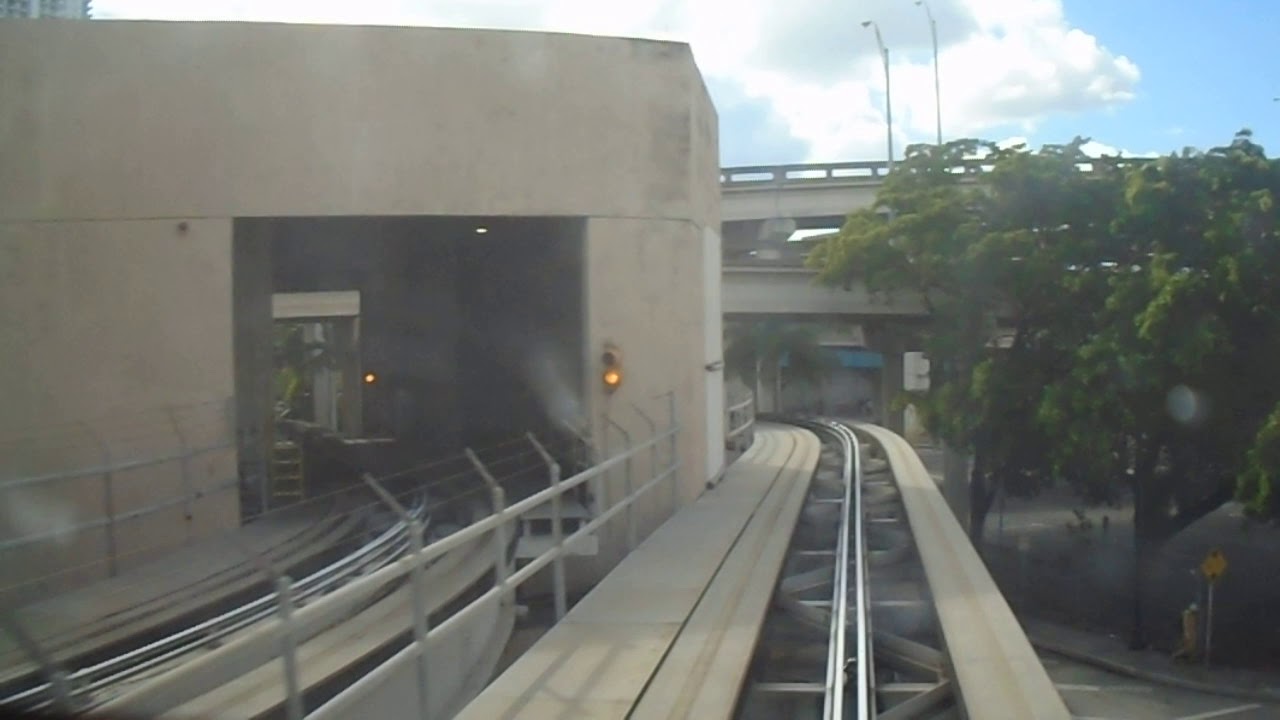 Miami Metromover Omni Loop Ride Part 4 - YouTube