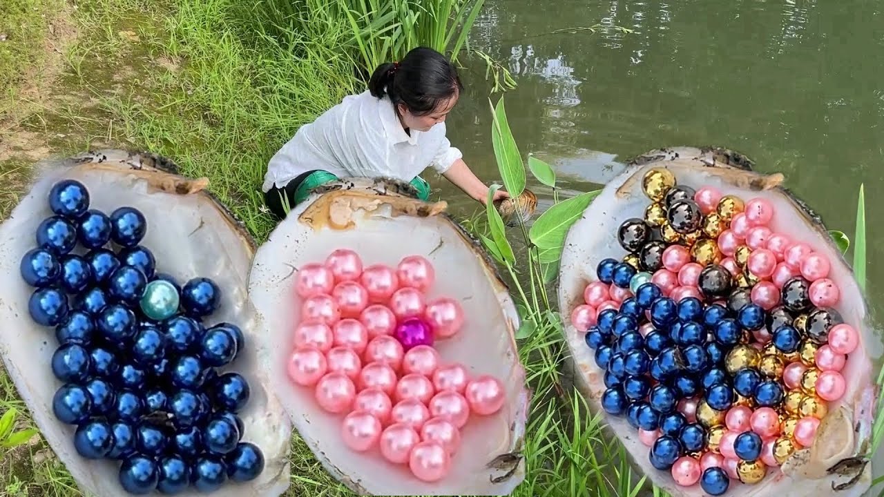 pearl hunters /Amazed have never seen such perfect pink pearls, blue ...