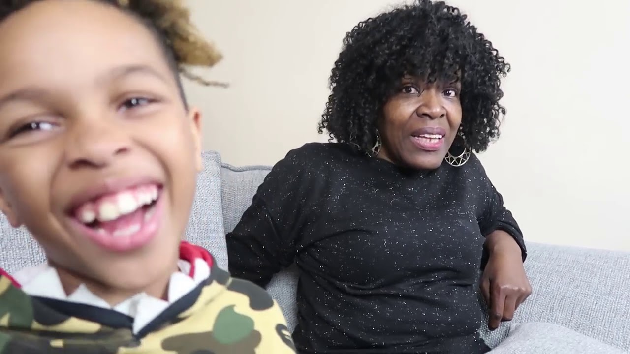 Tekkerz kid! TWINS vs BLACK NANNY Football Challenge!! - YouTube