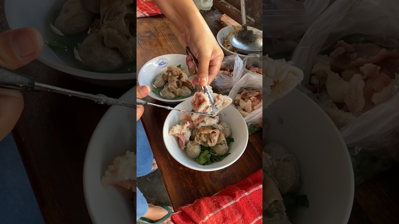 Bakso Full Tetelan dan Iso Alias Bakso Kolestrol #bakso #meatballs # ...