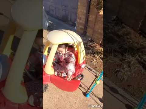 Alina pretend play police with family!