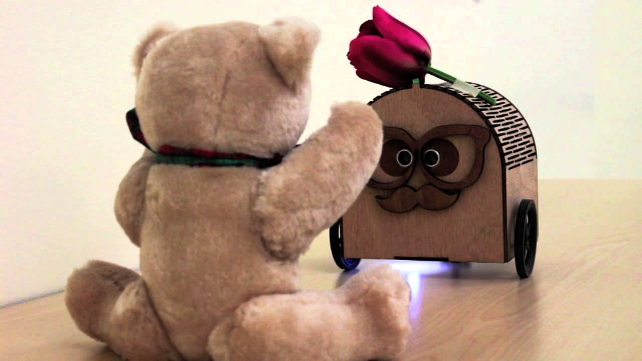 Dr. Wagon - a revolutionary tangible programming experience - YouTube