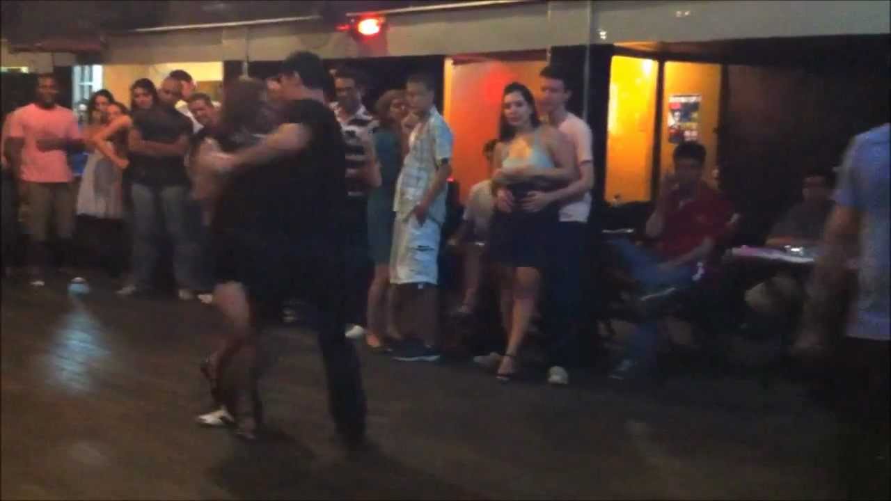 Lili Fernandes, Gafieira Elite. - YouTube
