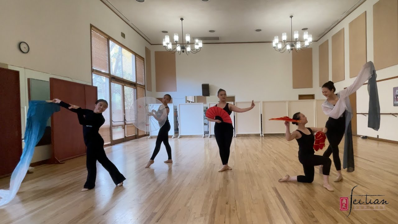 “Spirits of Jiang Hu"《潇洒江湖》| Fei Tian Dancers | UC Berkeley Chinese ...