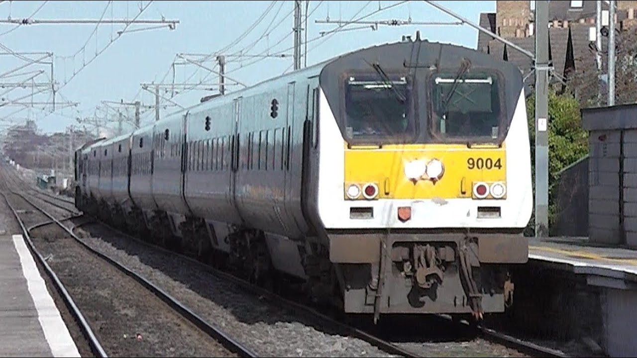 IE 201 Class Locomotive 227 + Enterprise Train 9004 - Malahide, Dublin ...