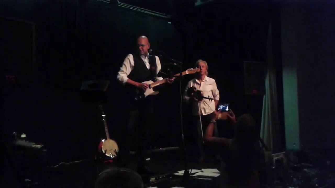 Kevin Barry country singer at Country Gold ,Pulham Market - YouTube