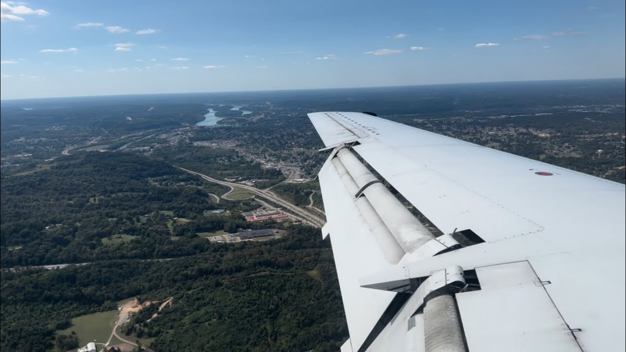 Contour Embraer ERJ-145 Approach & Landing Mid-Ohio Valley Regional ...