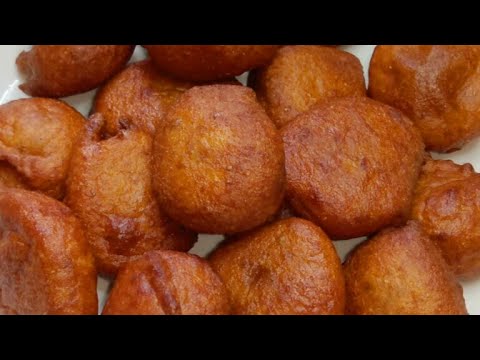 गेहूं के आटे और पके हुए केले से बनाए बढ़िया गुलगुले | Gulgule Recipe ...