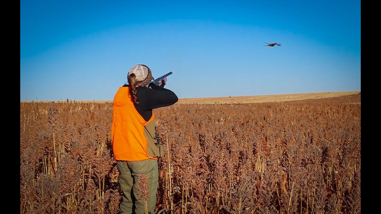 Savanah Hendricks, South Dakota Youth Hunting Ambassador - YouTube